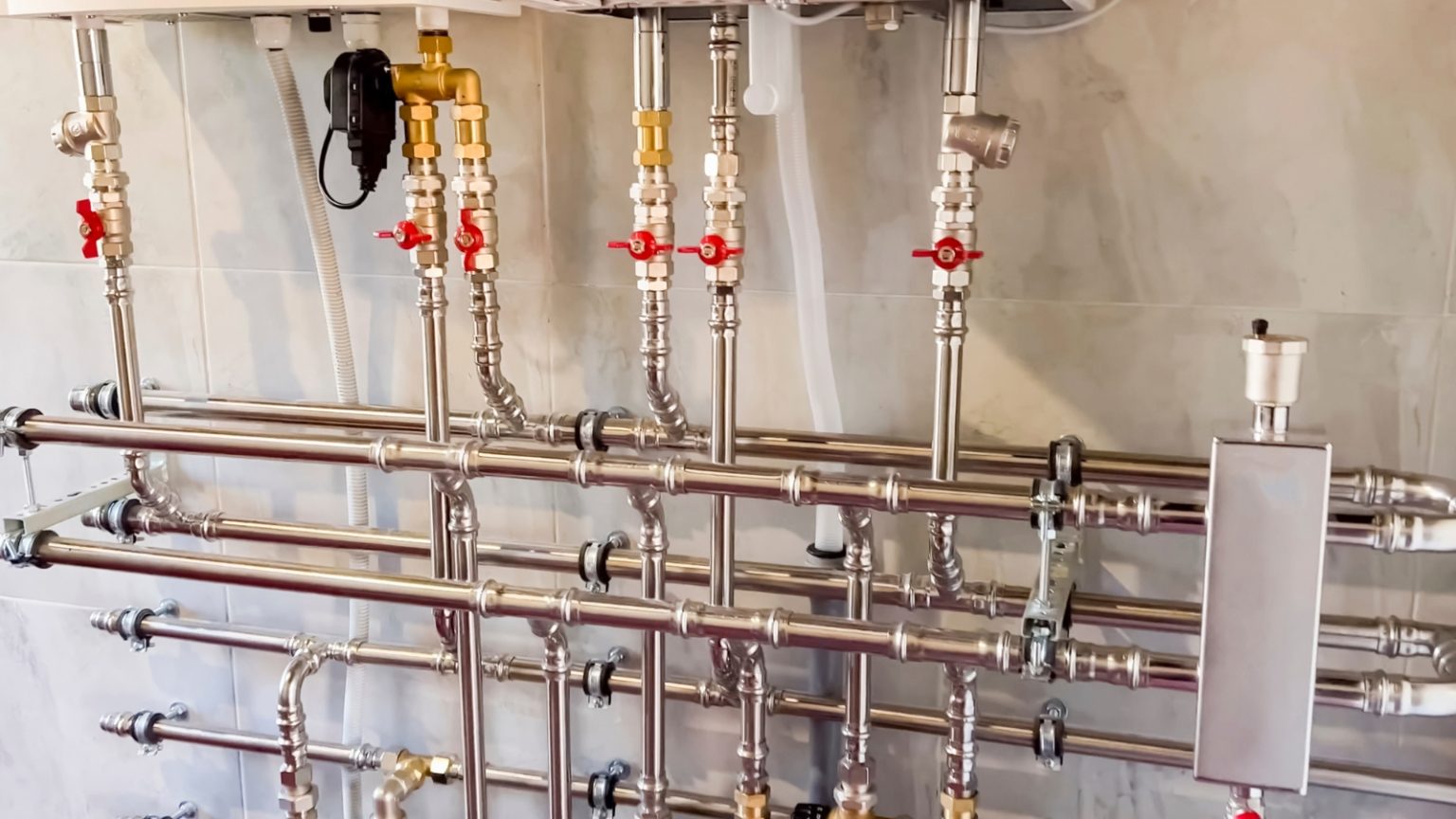 Importance of Temperature Sensors for Pipes | Tigernix Australia